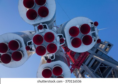 6 imágenes de Rd 107 - Imágenes, fotos y vectores de stock | Shutterstock