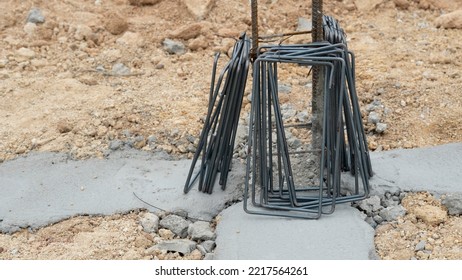 365 Steel Structure Connected To Earth Images, Stock Photos & Vectors ...