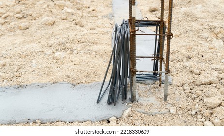 365 Steel Structure Connected To Earth Images, Stock Photos & Vectors ...