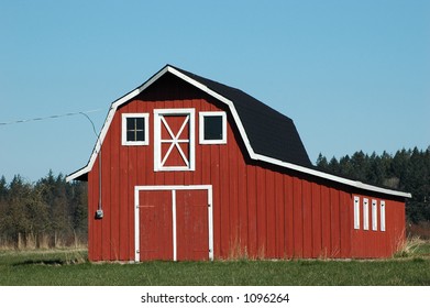 Red Barn Stock Photo 1096264 | Shutterstock