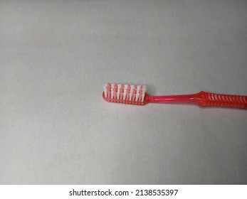 Red Plastic Toothbrush Side View Sideways Stock Photo 2138535397 ...