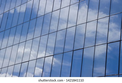 Reflection Sky Clouds Glass Windows Building Foto de stock 1421841110 ...