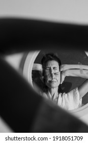 516 Mirror Phobia Images, Stock Photos & Vectors | Shutterstock