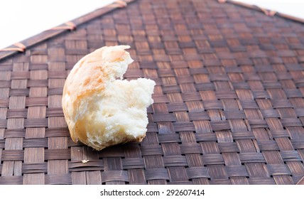 10,542 Small Piece Bread Images, Stock Photos & Vectors | Shutterstock