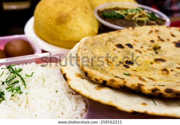 Rice Pulses Dal Flat Bread Roti Stock Photo 258562211 | Shutterstock