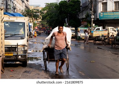 34 Man Pulling Rikshaw Images, Stock Photos & Vectors | Shutterstock