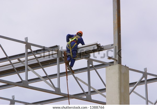 Rigger Assembling Steel Structure Stock Photo 1388766 | Shutterstock