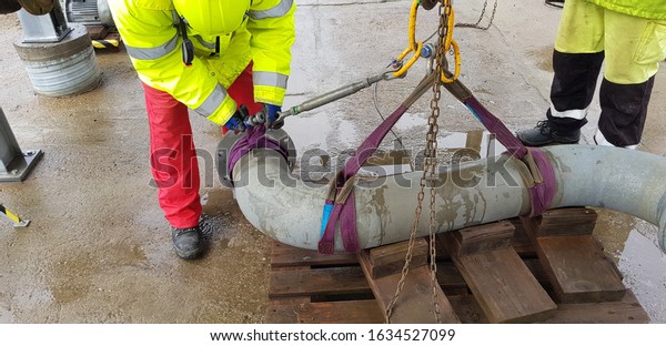 3,362 Rigging And Slinging Images, Stock Photos & Vectors | Shutterstock
