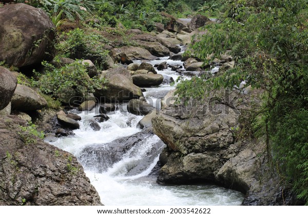 River Flows Clear Upstream Downstream Pictures Stock Photo 2003542622 ...