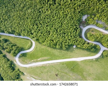 63 Strada curve Images, Stock Photos & Vectors | Shutterstock