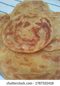 Roti Canai Bread Type Flatbread Indian Stock Photo 1787332418 ...