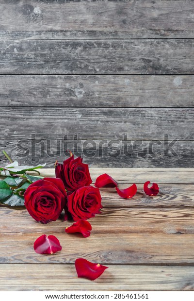 Rustic Background Roses On Old Wooden Stock Photo 285461561 | Shutterstock
