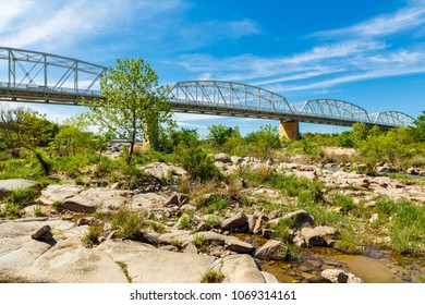 Rustic Highway 71 Bridge Over Llano Stock Photo 426361681 | Shutterstock