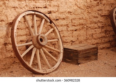 Rustic Wagon Wheel Stock Photo 360982328 | Shutterstock