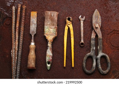63,104 Damaged tools Images, Stock Photos & Vectors | Shutterstock