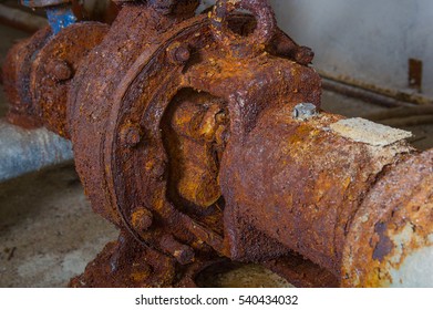 10,538 Rusty water pump Images, Stock Photos & Vectors | Shutterstock