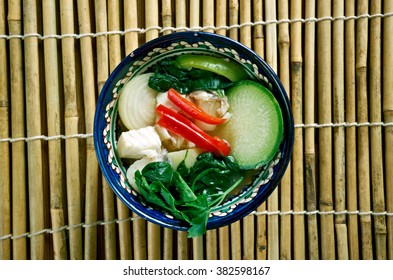 189 imágenes de Cambodian soup - Imágenes, fotos y vectores de stock ...