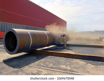 1,425 Industrial sandblasting Stock Photos, Images & Photography ...