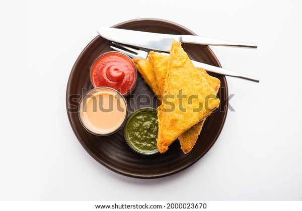 Sandwich Bread Pakora Triangle Shape Pakoda Stock Photo 2000023670 ...