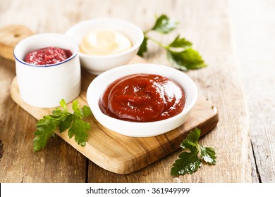 3,643 Ramekin sauce Images, Stock Photos & Vectors | Shutterstock