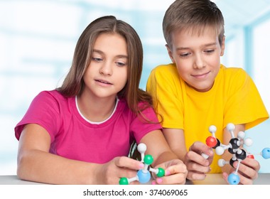 238,077 imágenes de Niños de secundaria - Imágenes, fotos y vectores de ...