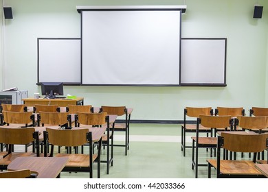 School Classroom Stock Photo 442033366 | Shutterstock