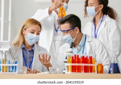 Scientists Working Samples Laboratory Stock Photo 2041193519 | Shutterstock