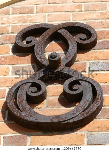 Scroll Work On Brick Stock Photo 1209669730 | Shutterstock