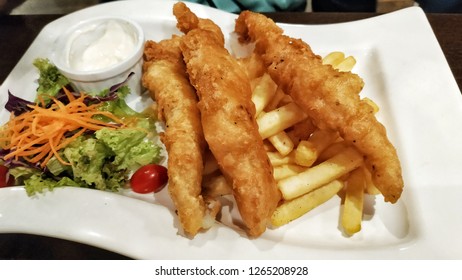 Scrumptious Fried Cod Chips Utterly Inviting Stock Photo 1265208928 ...