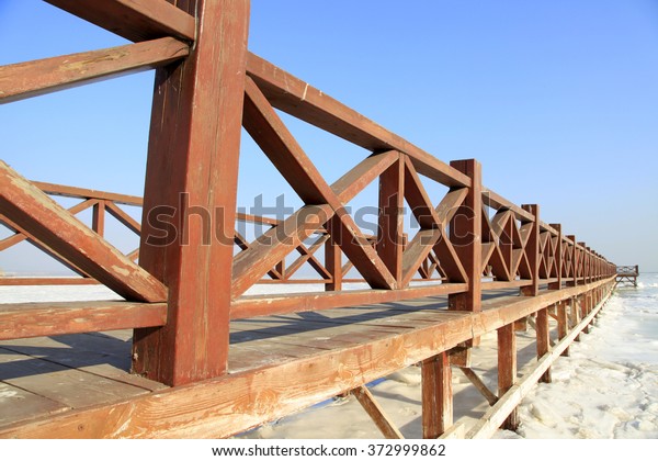 Sea Trestle Stock Photo 372999862 | Shutterstock