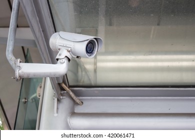 Security Camera Exit Train Station Foto de stock 420061471 | Shutterstock