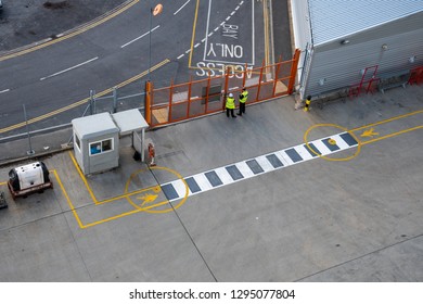41,189 Security guard fence Images, Stock Photos & Vectors | Shutterstock