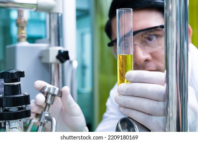 43,063 Chemical Engineer At Work Images, Stock Photos & Vectors ...