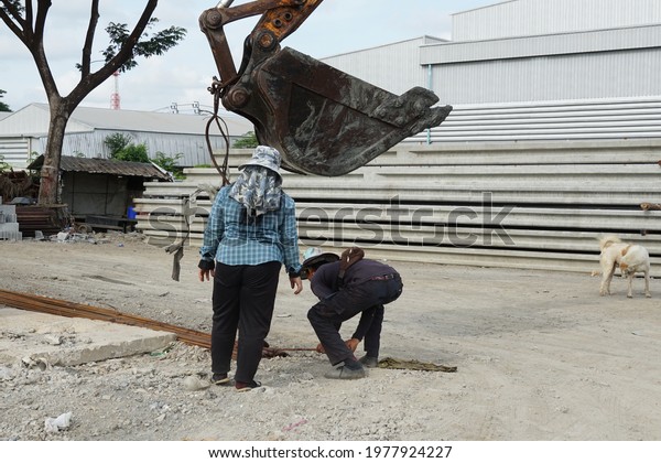 Selective Focus Worker Without Safety Helmet Stock Photo (Edit Now ...