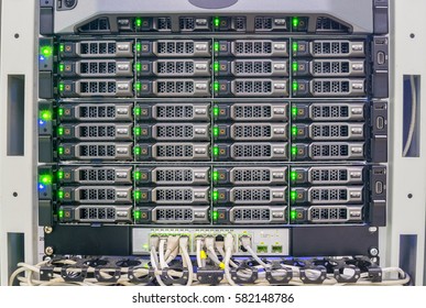 18,445 Server tower Images, Stock Photos & Vectors | Shutterstock