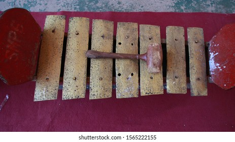 316 Gambang gamelan Images, Stock Photos & Vectors | Shutterstock
