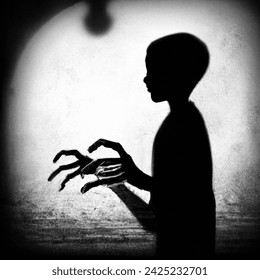 Ảnh Shadow Peter Pan Claws Nosferatu Afar do trí tuệ nhân tạo xây dựng ...