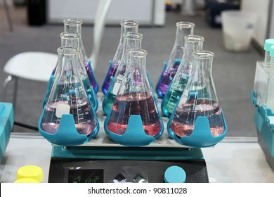 1,065 Shake Flask Images, Stock Photos & Vectors | Shutterstock