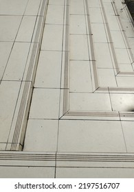 Sharp Corner Exterior Going Down Steps Stock Photo 2197516707 ...