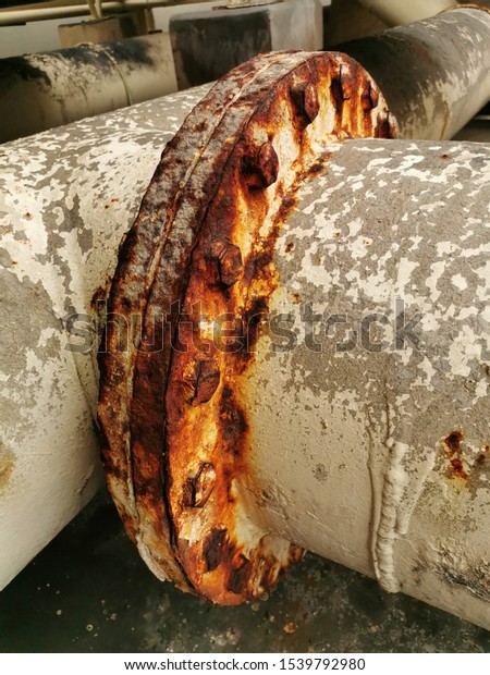 Sheet Metal Rustlsheet Metal Rustleaking Rust Stock Photo 1539792980 ...