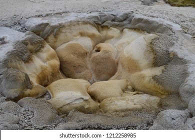 Shell Spring Biscuit Basin Upper Geyser Stock Photo 1212258985 ...
