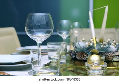 Shiny Table Setting Stock Photo 39648358 | Shutterstock
