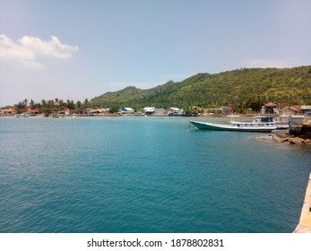 Ship Crossing Sea Java Sea Central库存照片1878802831 | Shutterstock