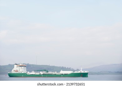 Ship Transporting Floating Storage Container Platform Stock Photo ...