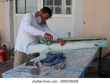 Shipyard Worker Using Power Tools Reconstruct Stock Photo 2000328308 ...