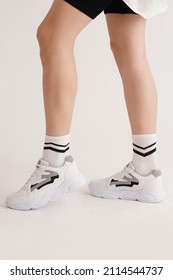 249,198 Girls long legs Images, Stock Photos & Vectors | Shutterstock