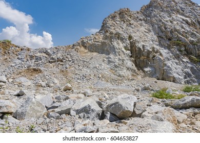 338 рез. по запросу «Side hill cut mining» — изображения, стоковые ...