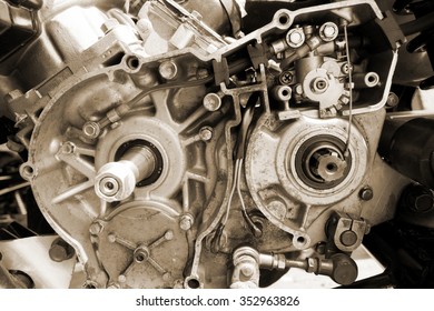 Internal Combustion Engine Cutaway Stock Photo (Edit Now) 581710117