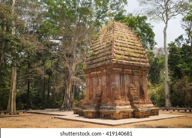 Side View Only Cham Tower Jungle Stock Photo (Edit Now) 432720115