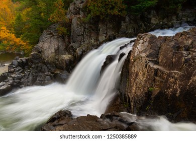 721 imágenes de Split rock falls - Imágenes, fotos y vectores de stock ...